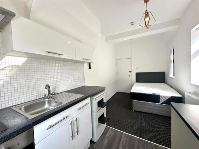 1 bedroom house share for rent in West Street, Leicester, LE1