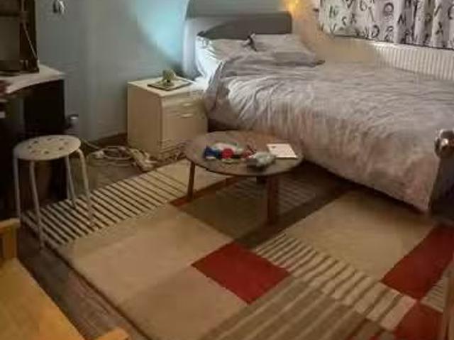 1 bedroom house share for rent in Westmorland Close, London, E12
