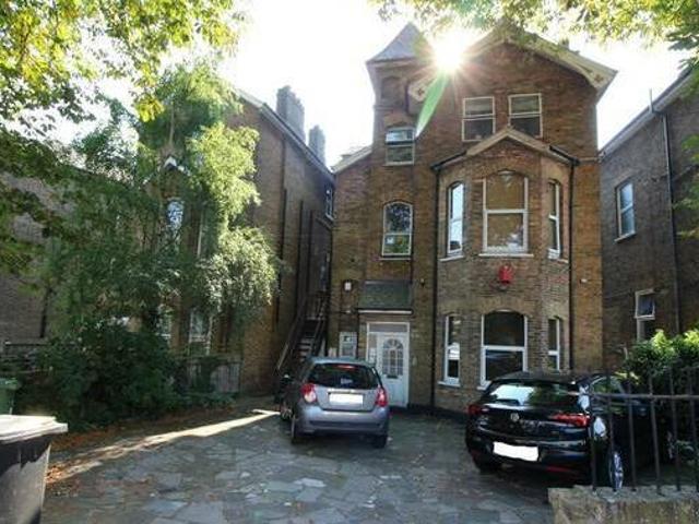 1 bedroom house share for rent in Westbourne Drive Forest Hill SE23