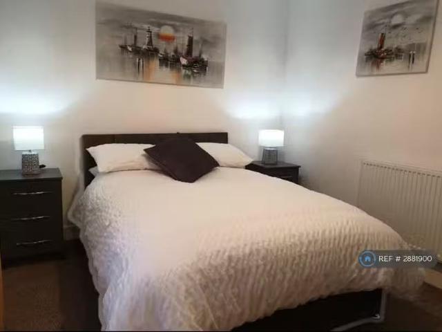 1 bedroom house share for rent in Westwood Street, Accrington.