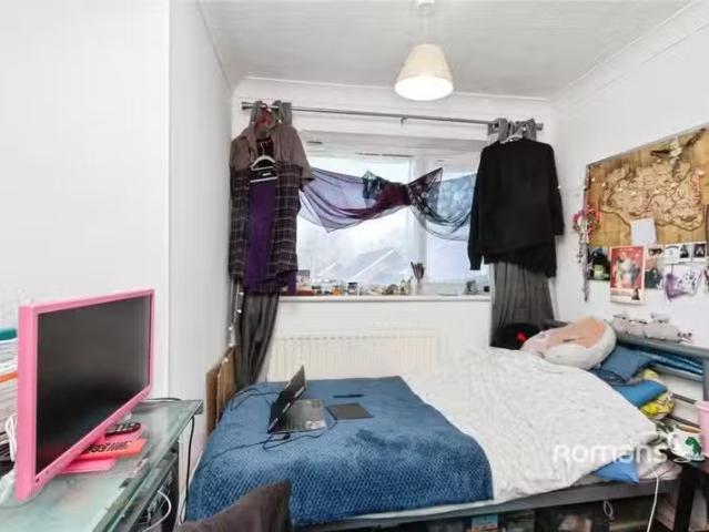 1 bedroom house share for rent in Whitmore Green, Farnham, GU9