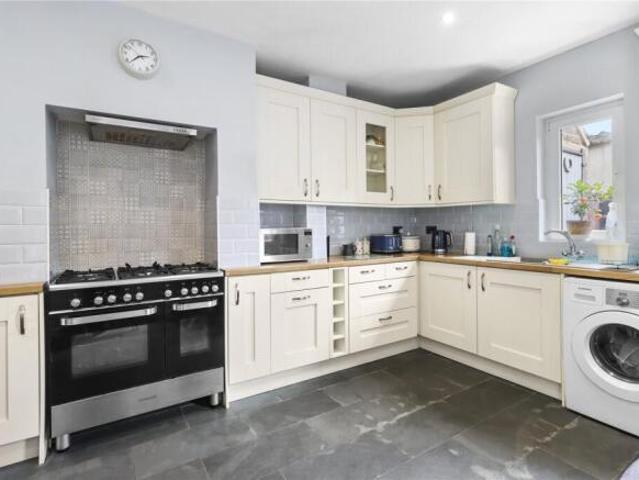 1 bedroom house share for rent in Whitley Road, Eastbourne, BN22
