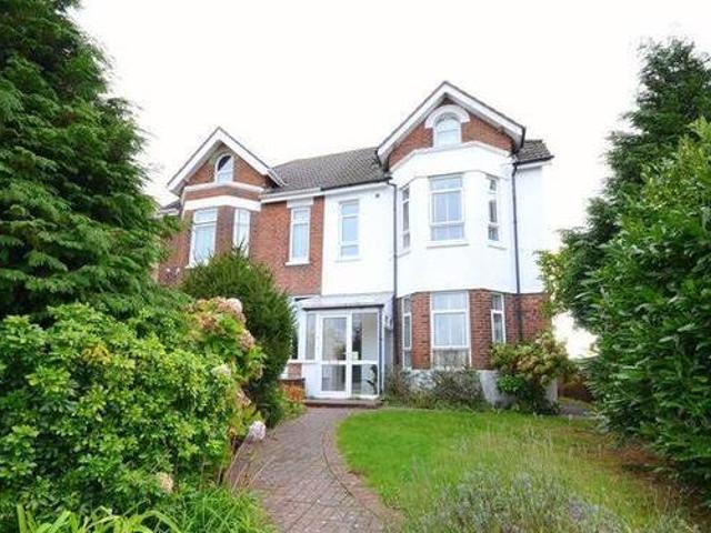 1 bedroom house share for rent in Wimborne Road Poole BH15