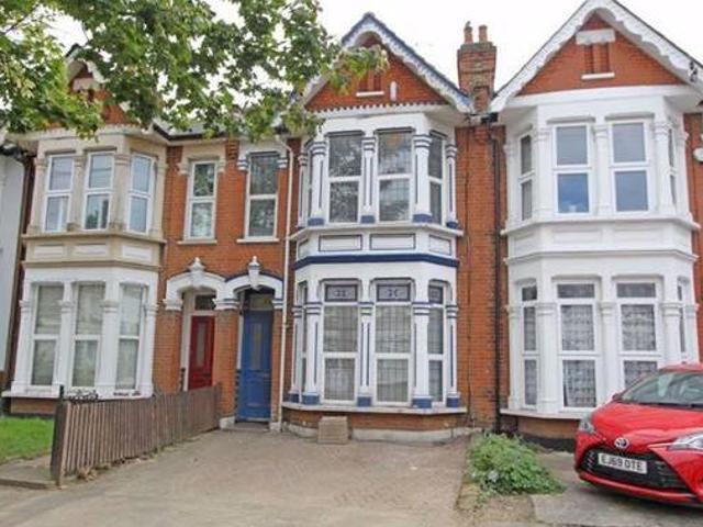 1 bedroom house share for rent in Wimborne Road Southend On Sea Essex SS2
