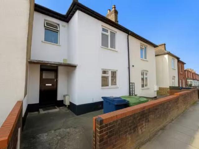 1 bedroom house share for rent in Totteridge Road, Hp13, HP13