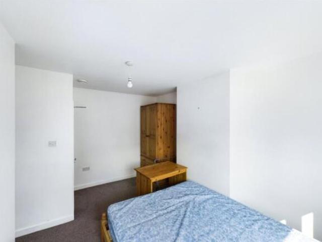 1 bedroom house share for rent in Towcester Road, Northampton, NN4