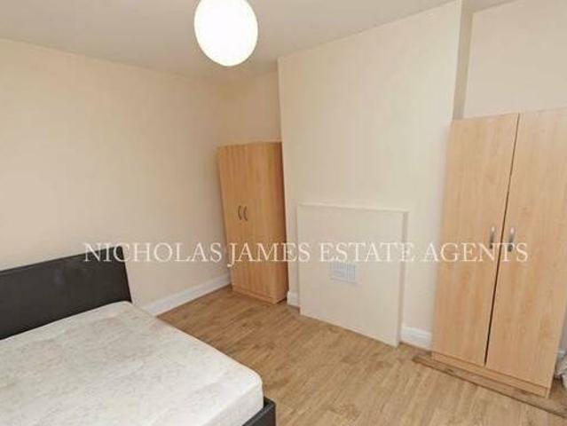 1 bedroom house share for rent in The Broadway High Road Wood Green London N22