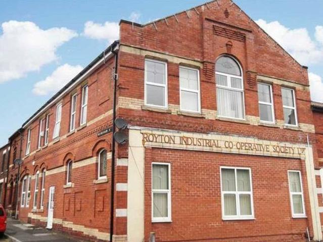 1 bedroom house share for rent in The Co Operative 151 Middleton Road OL2