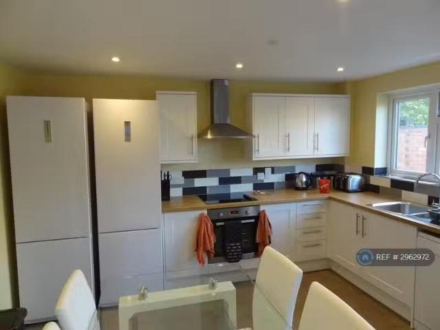 1 bedroom house share for rent in The Copse, Hemel Hempstead.
