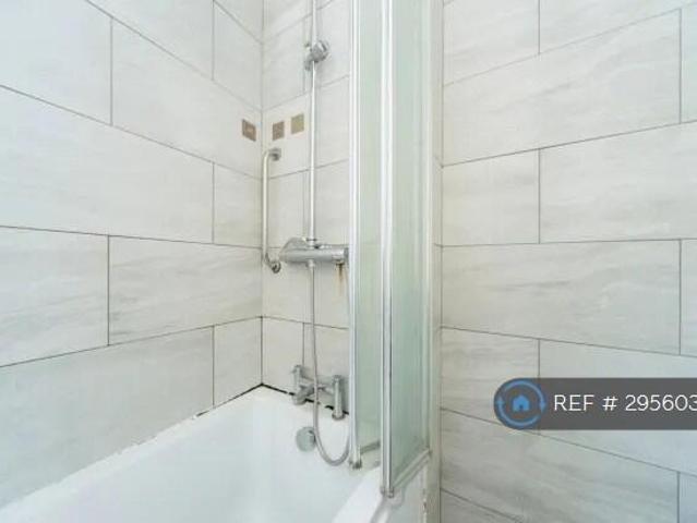 1 bedroom house share for rent in The Highway, Brighton, BN2