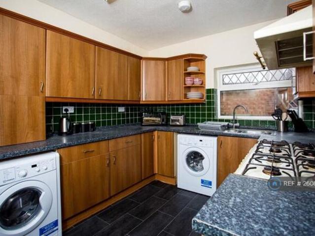 1 bedroom house share for rent in Twyford Avenue, Portsmouth, PO2