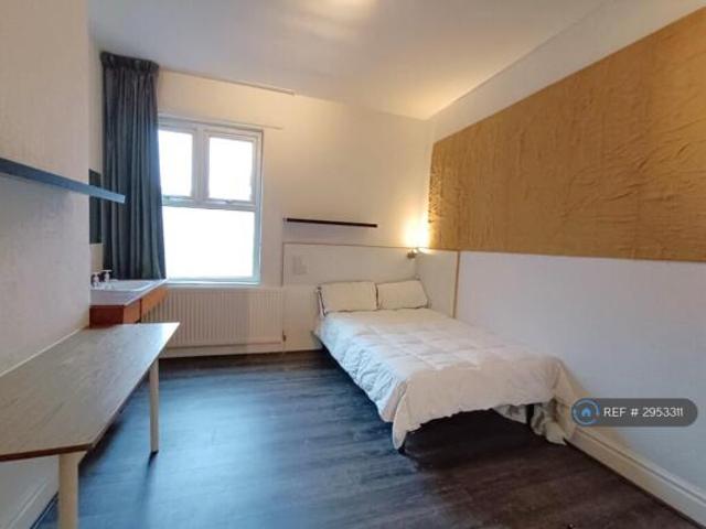 1 bedroom house share for rent in Upper Lloyd Street, Manchester, M14