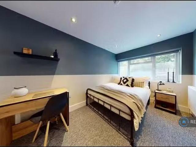 1 bedroom house share for rent in Upper Park Road, Bromley, BR1