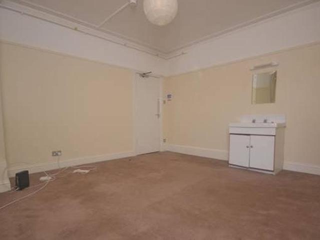 1 bedroom house share for rent in Upper Redlands Road Reading RG1 5JJ RG1