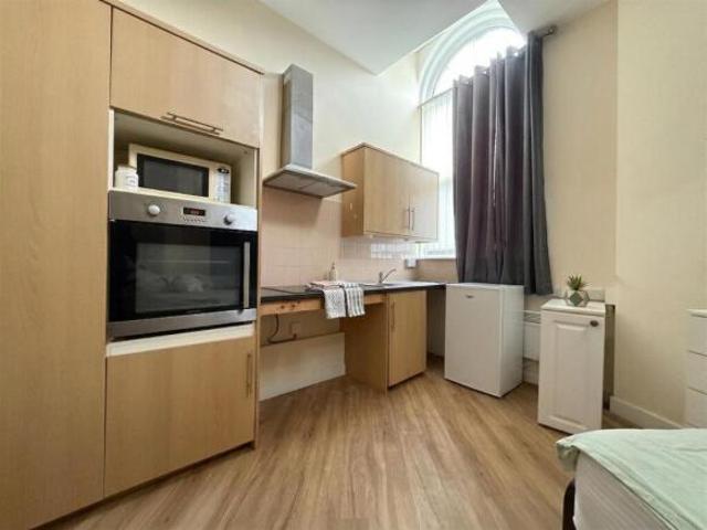 1 bedroom house share for rent in Upper Warwick Street, Liverpool, L8