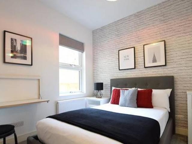 1 bedroom house share for rent in Vastern Road Reading Berkshire RG1