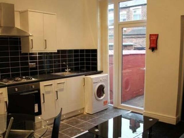 1 bedroom house share for rent in Ventnor Street Salford M6