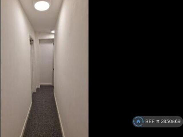 1 bedroom house share for rent in Victoria Road, Swindon, SN1
