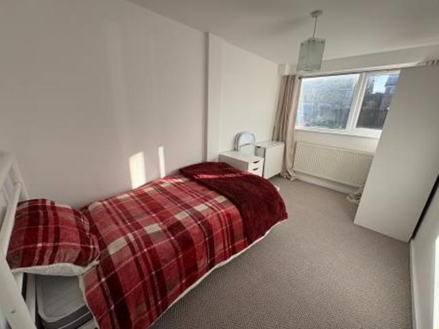 1 bedroom House share To Let