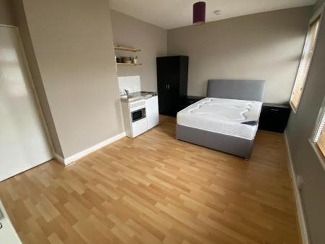 1 bedroom House share To Let