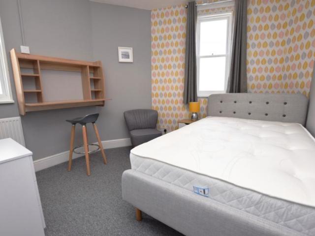 1 bedroom House share To Let
