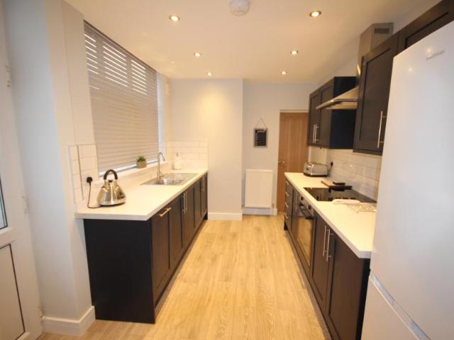 1 bedroom House share To Let
