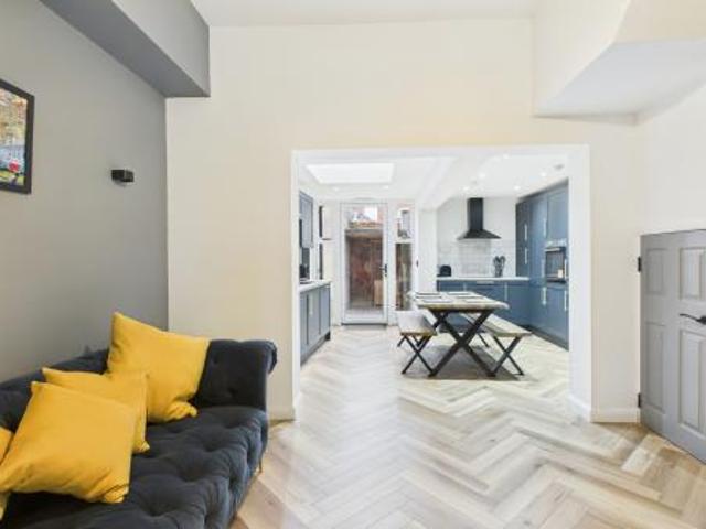 1 bedroom House share To Let