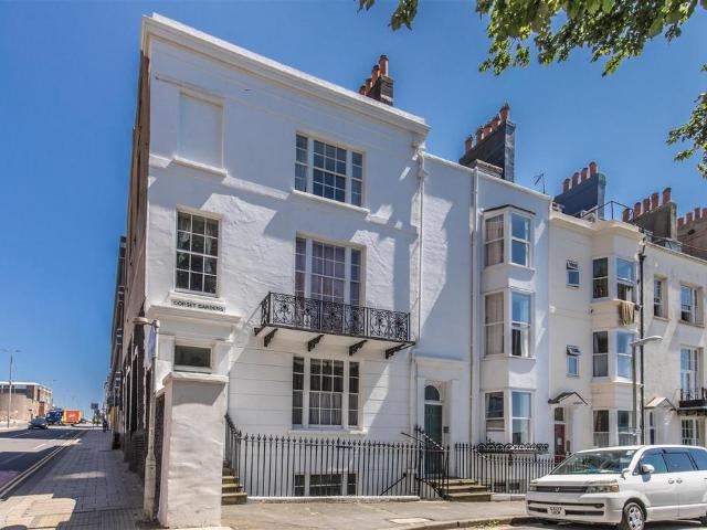 1 bedroom house share to rent