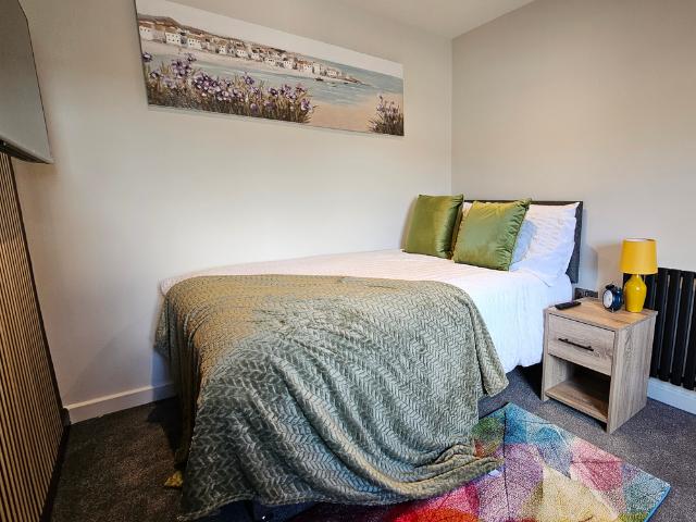 1 bedroom house share to rent