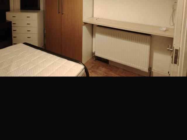 1 bedroom house share to rent