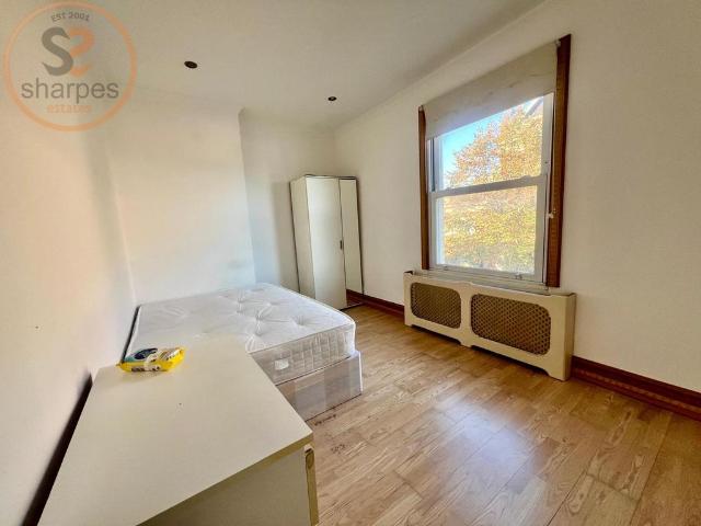 1 bedroom house share to rent