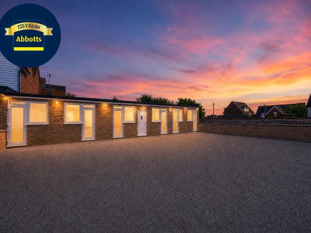 1 bedroom house share to rent