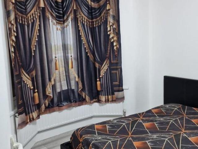 1 bedroom house share to rent