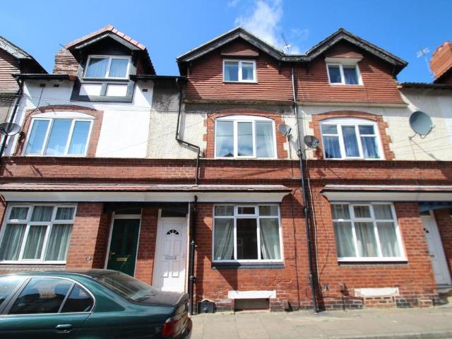 1 bedroom house share to rent