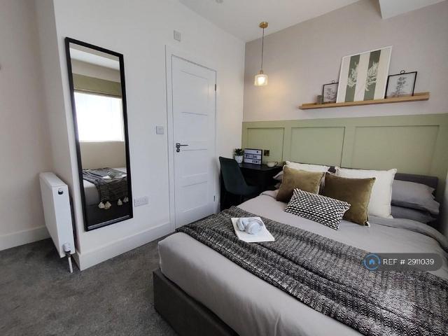 1 bedroom house share to rent