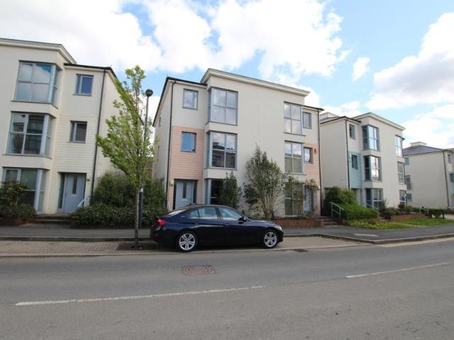 1 bedroom house share to rent