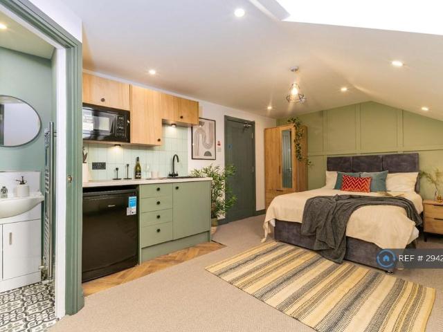 1 bedroom house share to rent