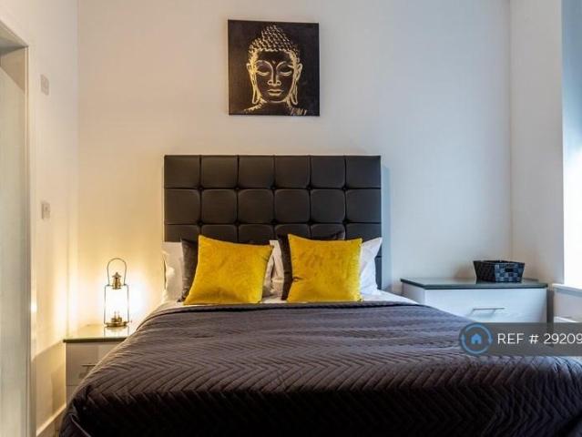 1 bedroom house share to rent