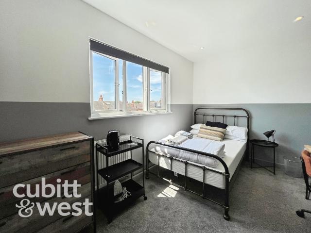 1 bedroom house share to rent
