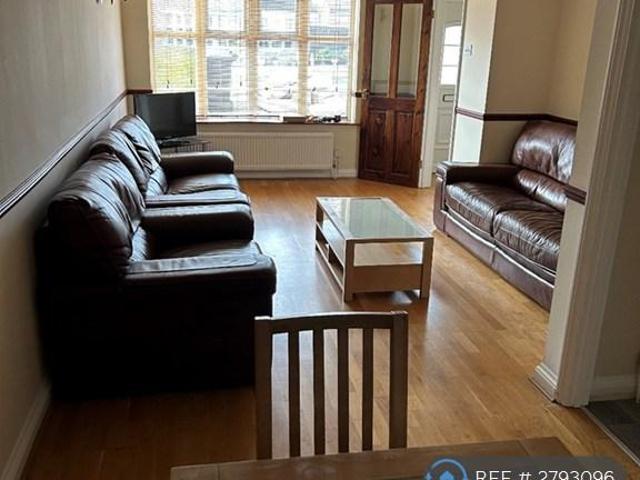 1 bedroom house share to rent