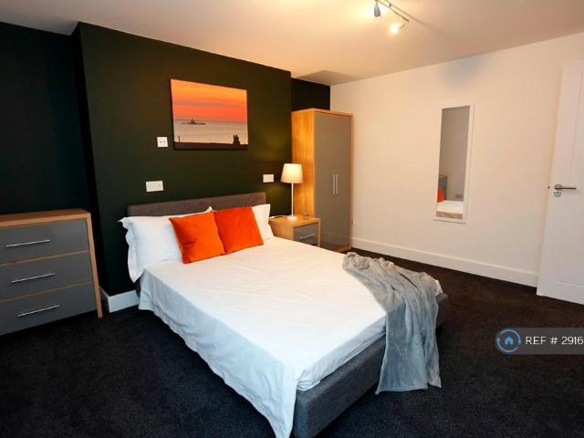 1 bedroom house share to rent