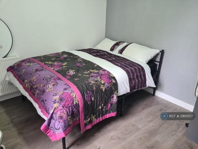 1 bedroom house share to rent