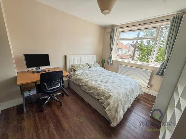 1 bedroom house share to rent