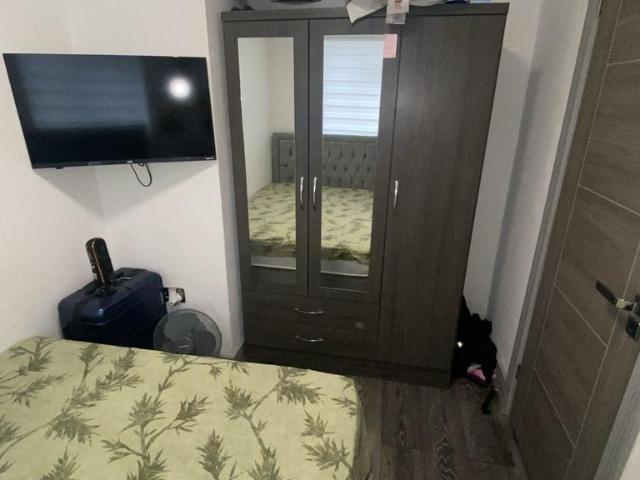 1 bedroom house share to rent