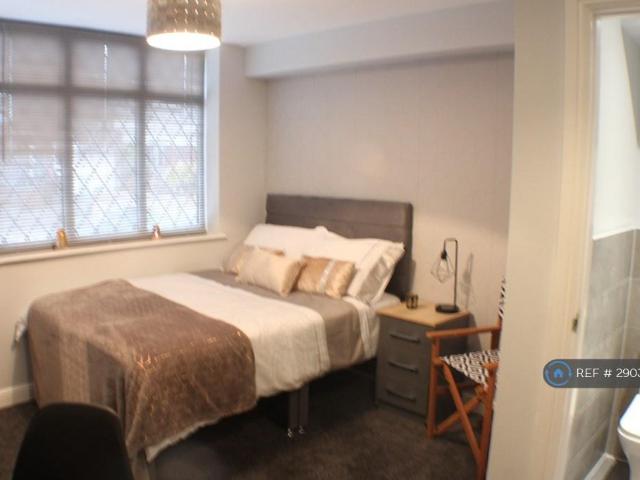 1 bedroom house share to rent