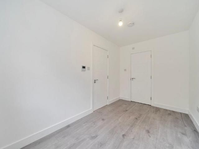1 bedroom house share to rent