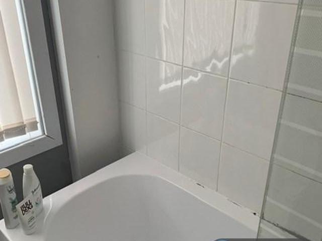 1 bedroom house share to rent