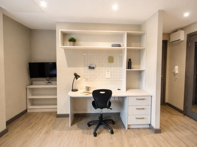 1 bedroom house share to rent