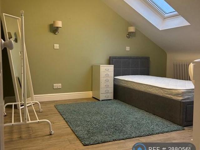 1 bedroom house share to rent