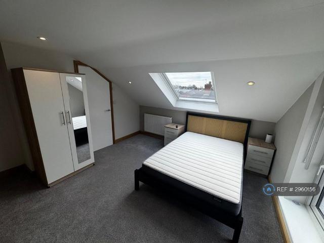 1 bedroom house share to rent